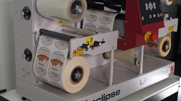 ECLIPSE Digital Label Finishing machine
